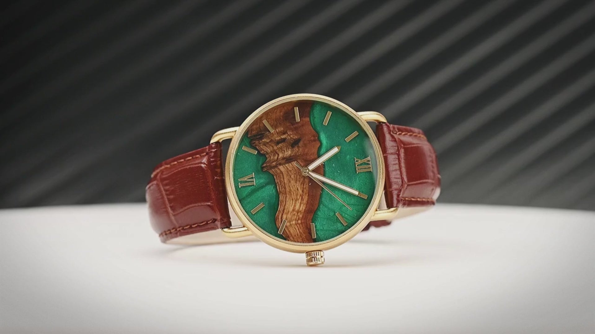 The Xavier Wood & Resin Watch – Tymber Gear